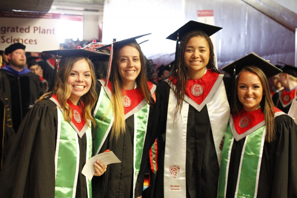 Crowning moment: 2016 Commencement in photos | CAHNRS News | Washington ...