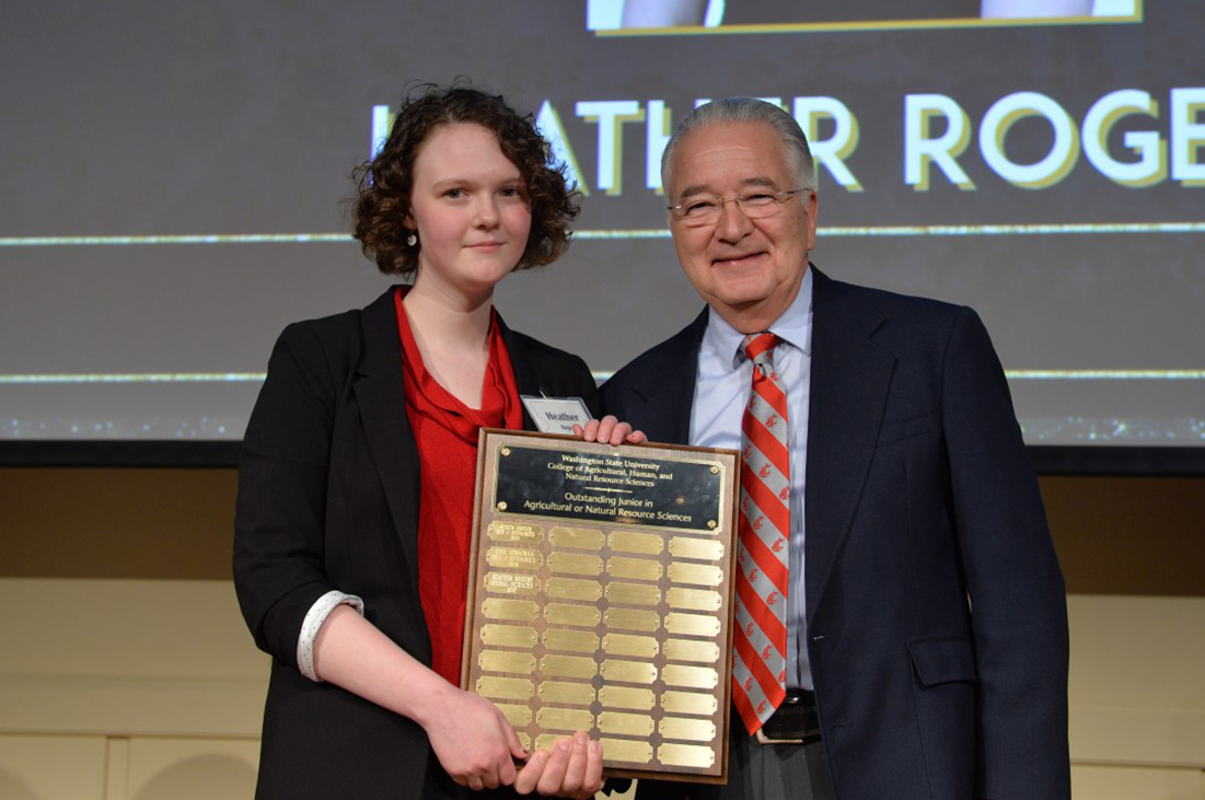 Outstanding juniors great examples for college | CAHNRS News ...