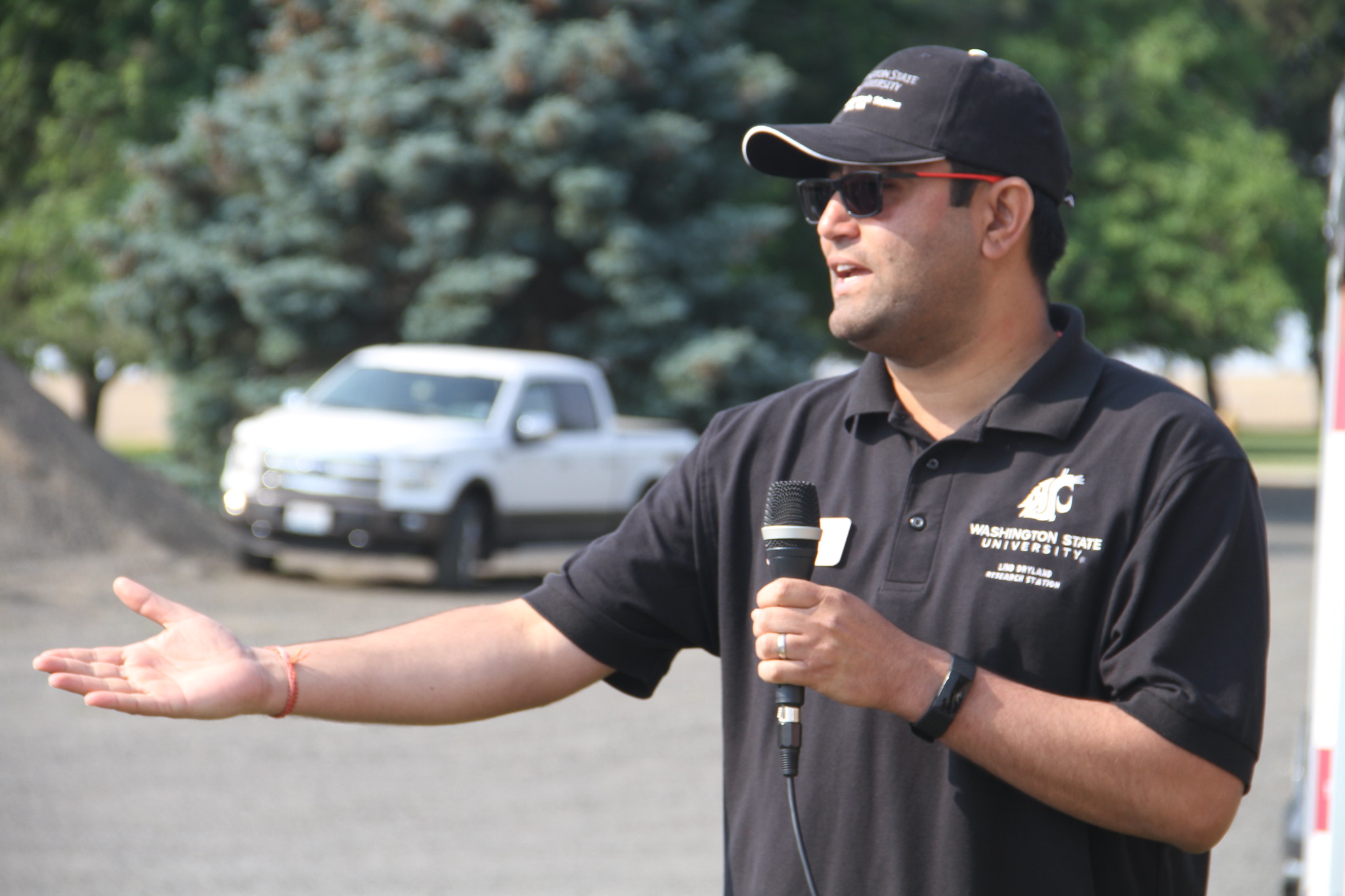 Tour crop research for the drylands at WSU’s 106th Lind Field Day, June ...