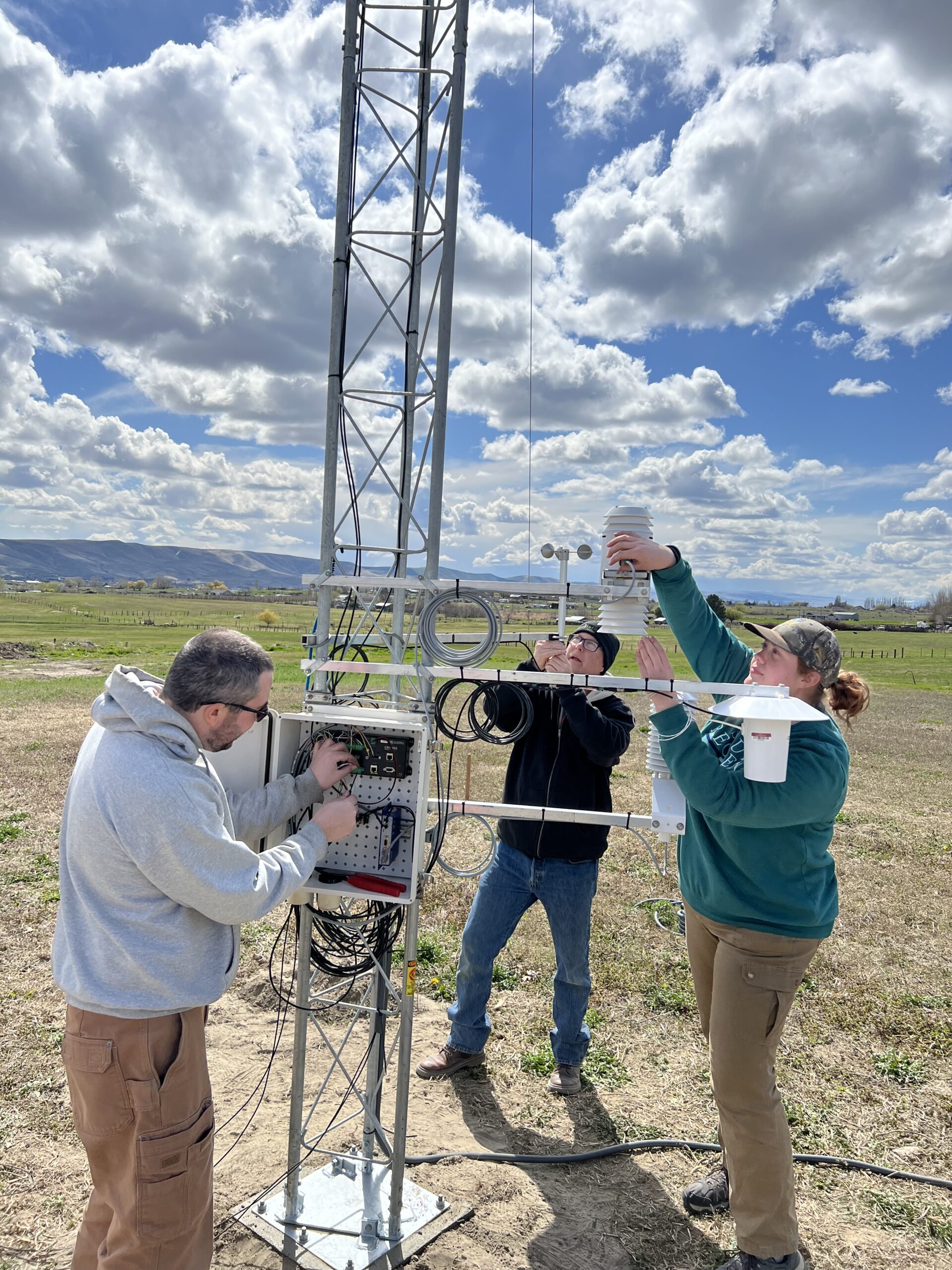 WSU’s next-gen weather station upgrade will empower growers, educate ...