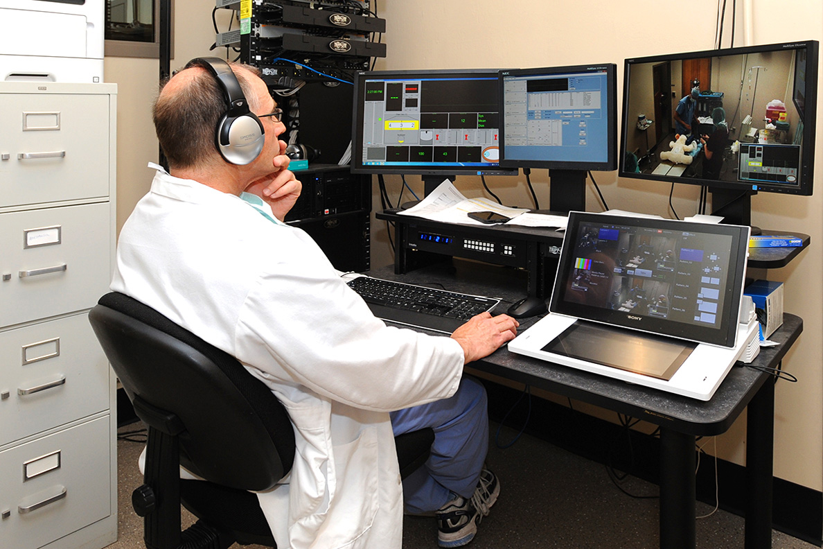 Simulation-based education builds confidence and skills in CVM students ...