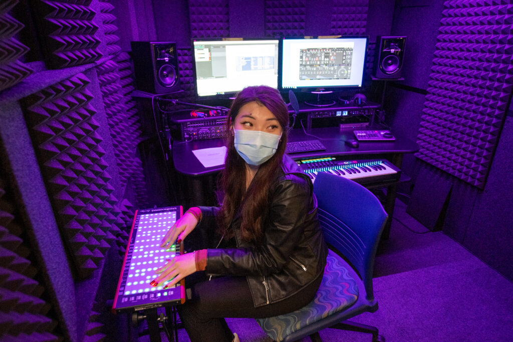 New audio lab opens in Holland Library | WSU Insider | Washington State ...