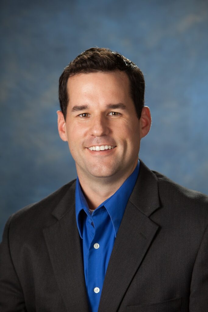 Carson College of Business recognizes faculty, staff, and doctoral ...