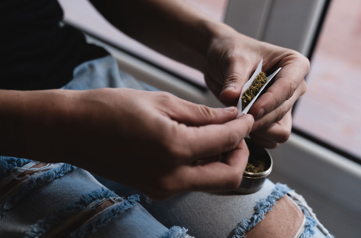 Study finds perceptions of parent cannabis use shape teen attitudes ...