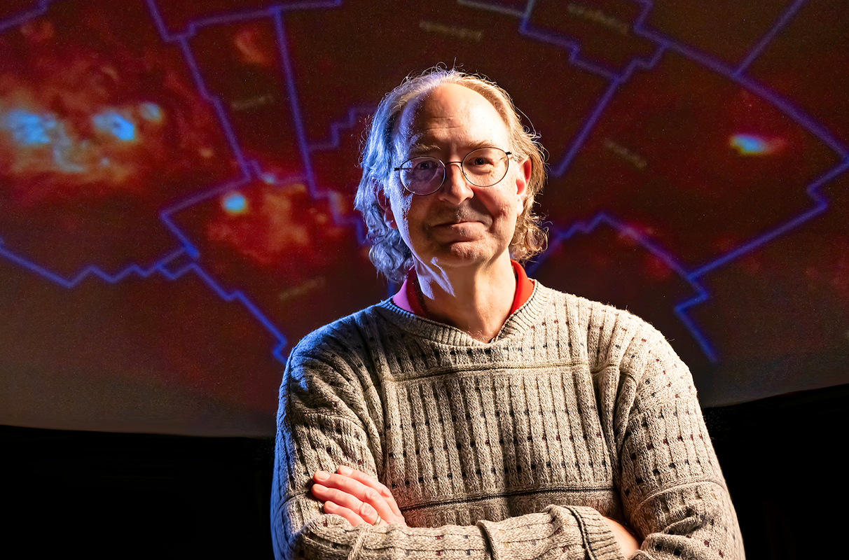 Total lunar eclipse to offer PNW sky watchers a leisurely spectacle ...