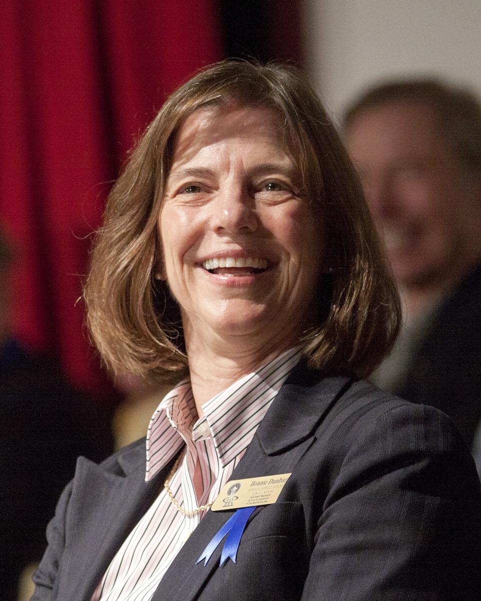 Astronaut Bonnie Dunbar to receive honorary doctorate from WSU | WSU ...