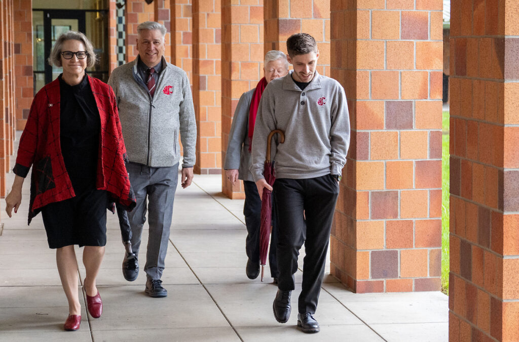 President Cantwell concludes statewide ‘whistle‑stop’ tour | WSU Insider | Washington State ...