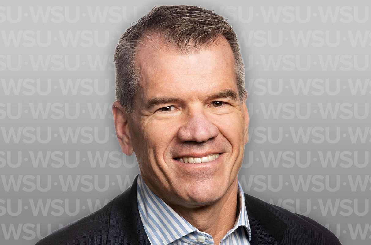 Gary Steele receives alumni achievement award | WSU Insider | Washington State University