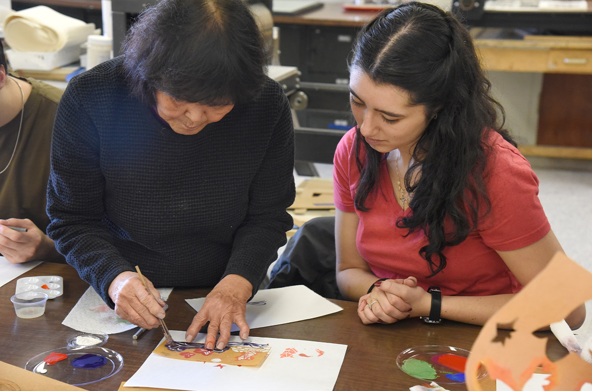 Kristin Becker challenges Honors College students to live life through ...