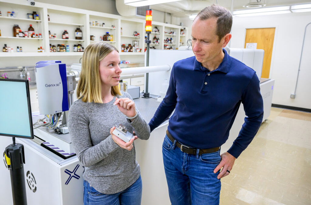Matthew McCluskey named 2025 American Physical Society Fellow | College ...