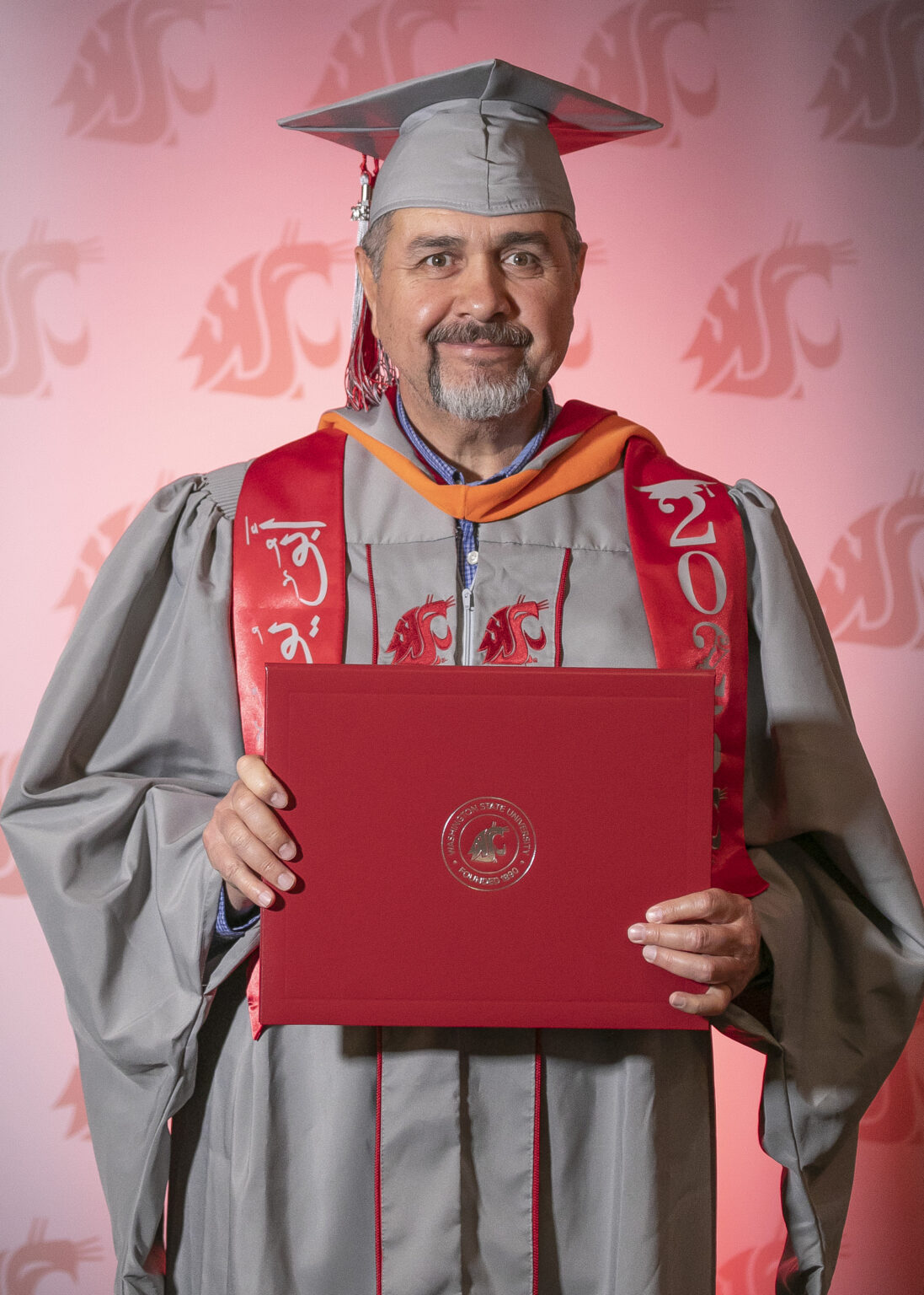 2025 Diploma Photos | WSU Global Campus Current Student | Washington ...