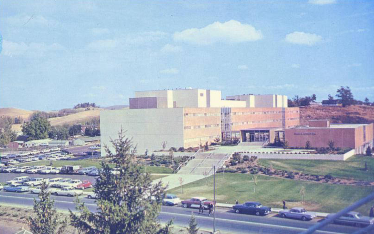 Memories of Johnson Hall | Washington State Magazine | Washington State ...