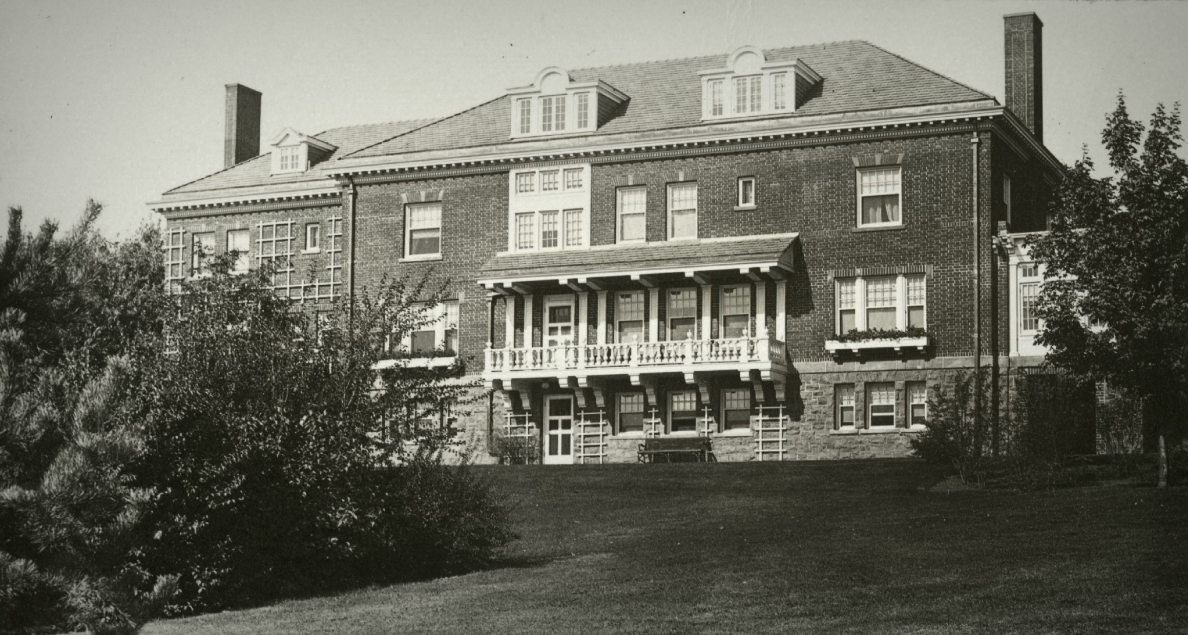 Architect Rudolph Weaver buildings at WSU | Washington State Magazine ...