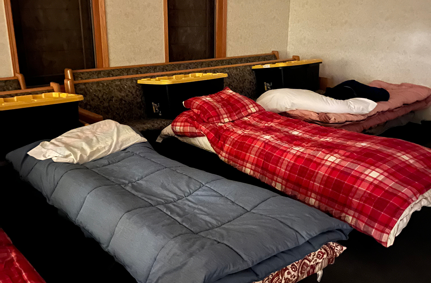 Students Volunteer at Warming Shelters Across Spokane | Elson S. Floyd ...