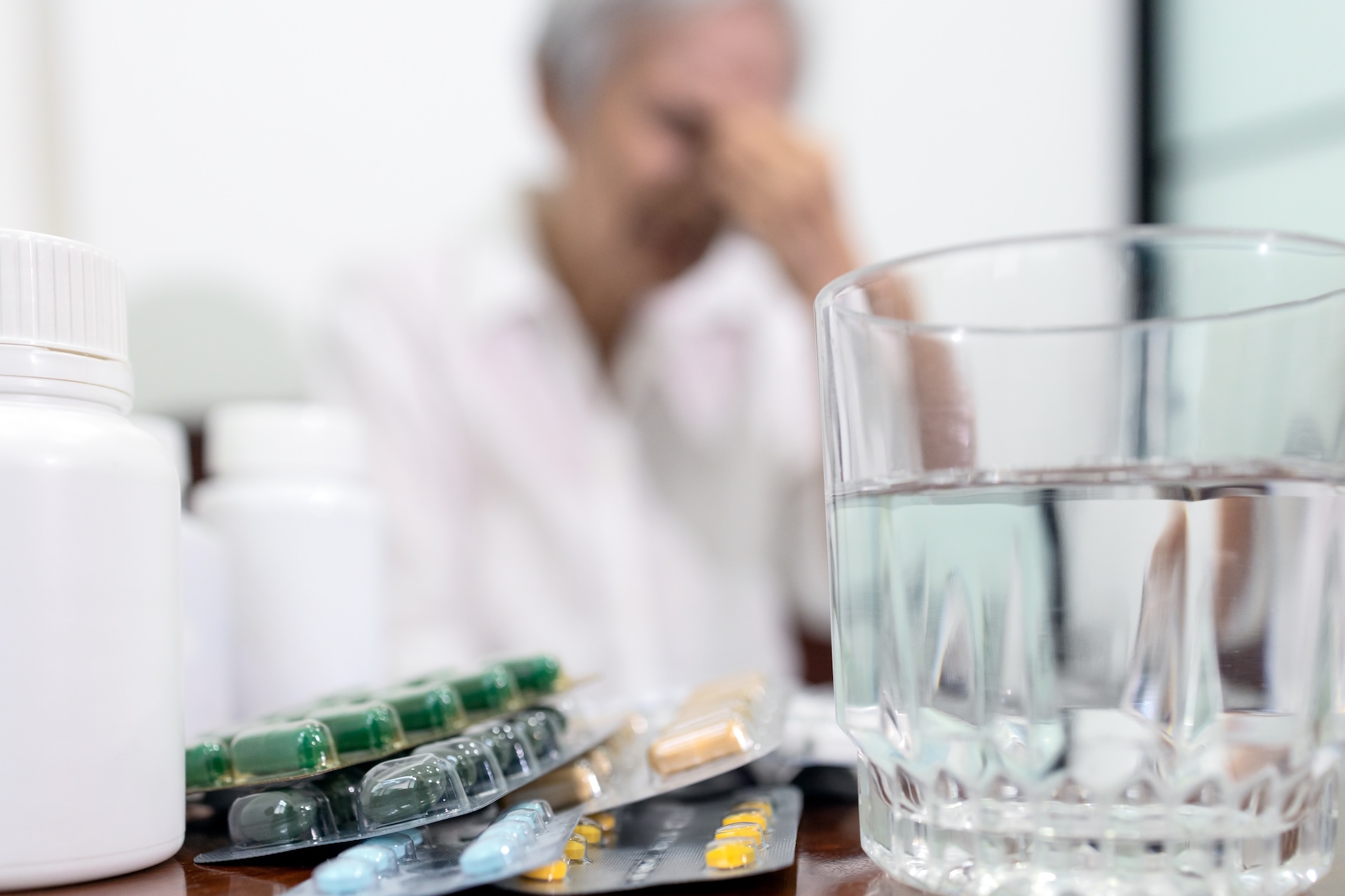 Pain Management and Opioid Use and Complications Among Older Adults ...