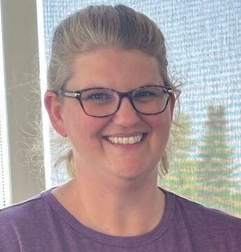 OCV’s Heather Applegate-Jacobson receives 2024 Technician of the Year award | Office of Research ...