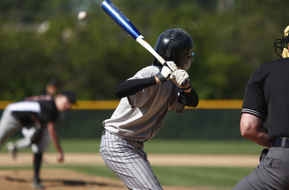 Metal baseball bats still help Little Leaguers hit a little better ...
