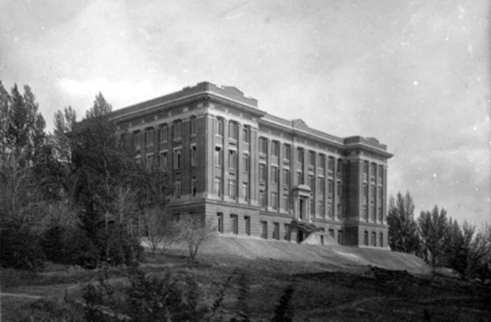 Carpenter-Hall | School of Design and Construction | Washington State ...